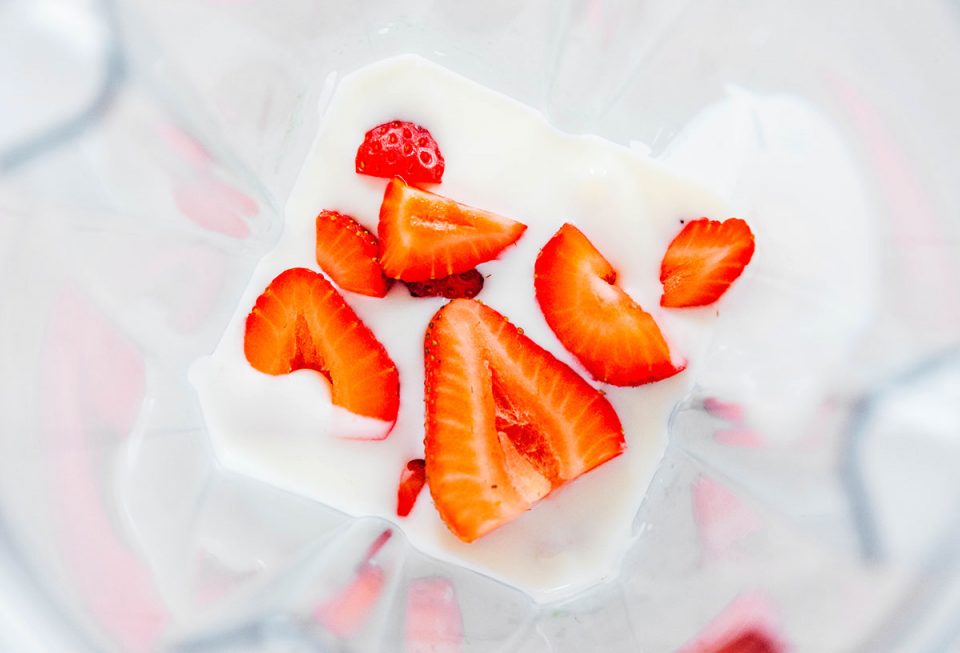 The Benefits of Kefir For Dogs (+ 3 Recipes) | Bone Appetreat